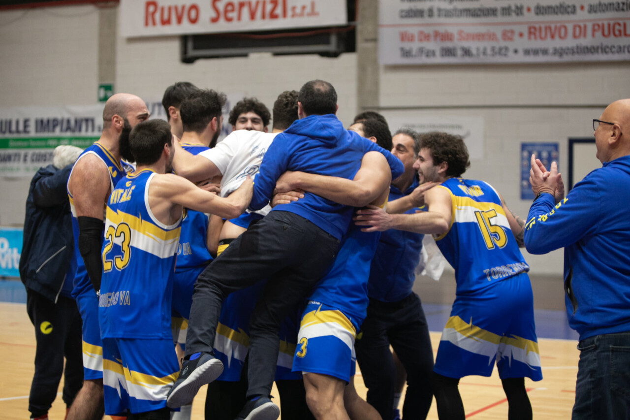 Torrenova ad Avellino per confermarsi nel recupero. Quattro ex nella sfida