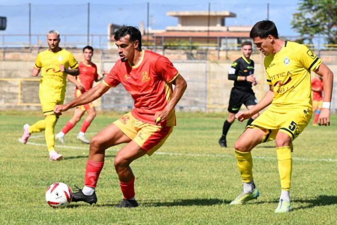 Messana, esordio vincente. Biondo e Franchi firmano il 2-0 a Giarre in ...