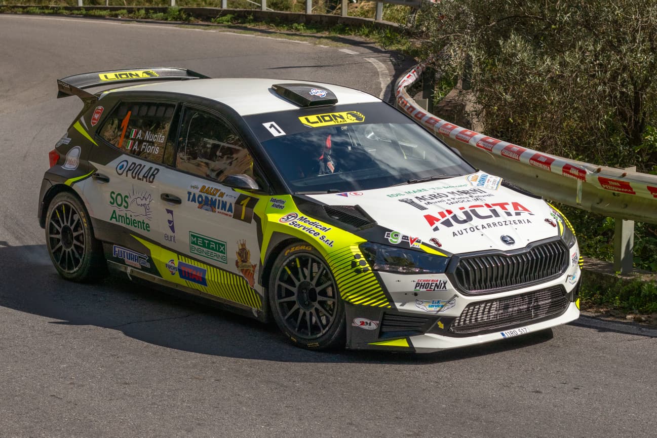 Nucita e Floris dominano il Rally di Taormina, vincendo otto prove speciali