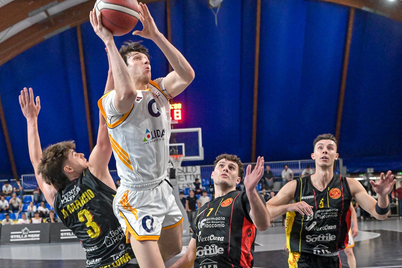 Una splendida Barcellona sbanca Roma in gara-3 (61-64) e vola ai quarti